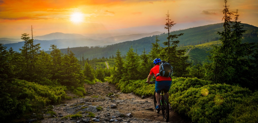 10 Amazing Cycling Routes in India - Hotel Dekho