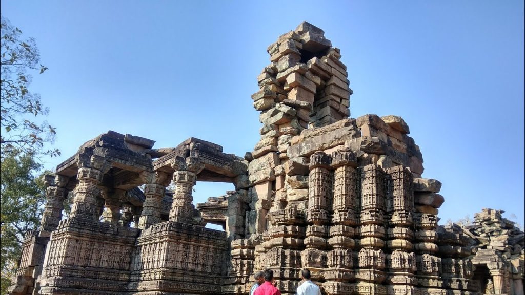 Ajaygarh fort Khajuraho: Entry fee, Best time to Visit, Photos & Reviews